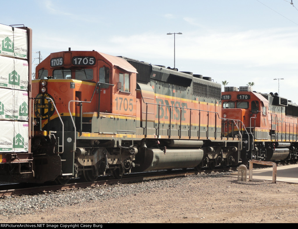 BNSF 1705